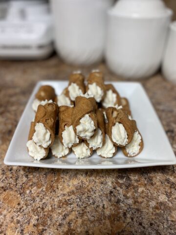 Easy Authentic Italian Cannoli Recipe with Ricotta