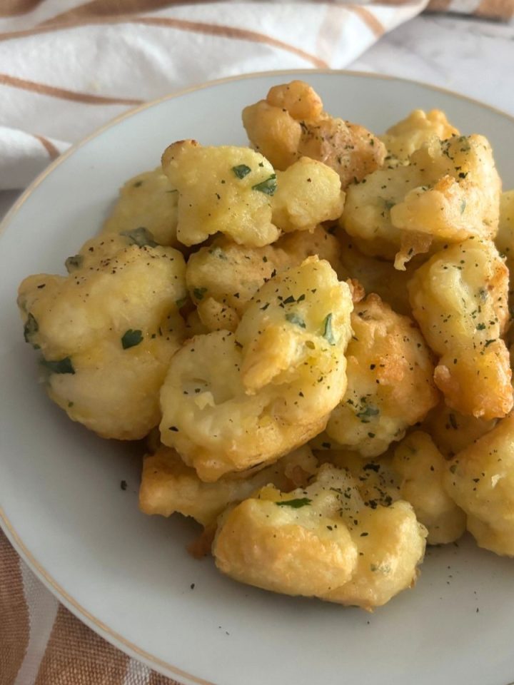 Calabrese Pitta Mpigliata, a Christmas Dessert